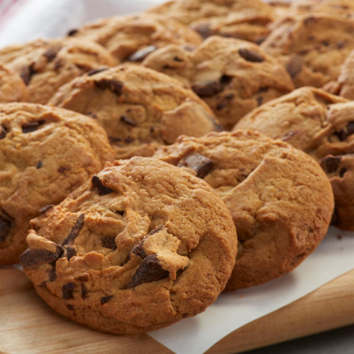 David's Cookies 24-piece 1.5 oz. Baked Chocolate Chunk Cookies | HSN